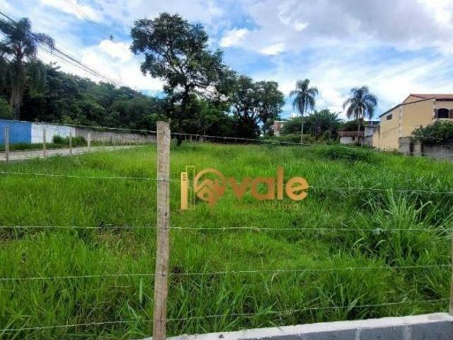 Terreno 2.300 m² Interlagos SJC