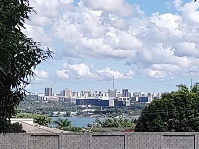 Terreno 2.700m² SHIS QI 25 Lago Sul ! 3.000.000 !
