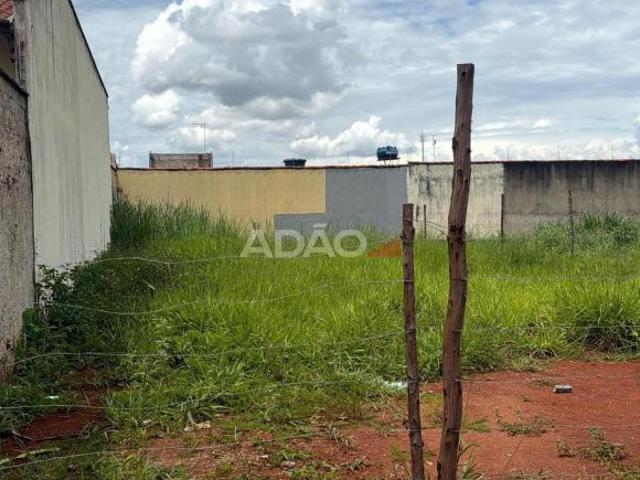 Terreno 360 M2 Aparecida de Goiânia no Residencial ALVALUZ Área / Terreno à Venda, 360.00 por R$ 250