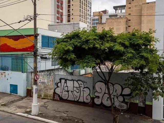 Terreno 394m² na Bela Vista | Rua Pedroso a 300m do Metro