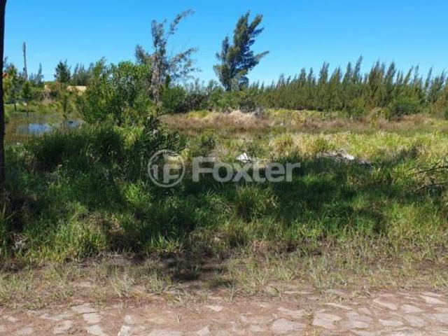 Terreno, 300 m², em Atlântida Sul