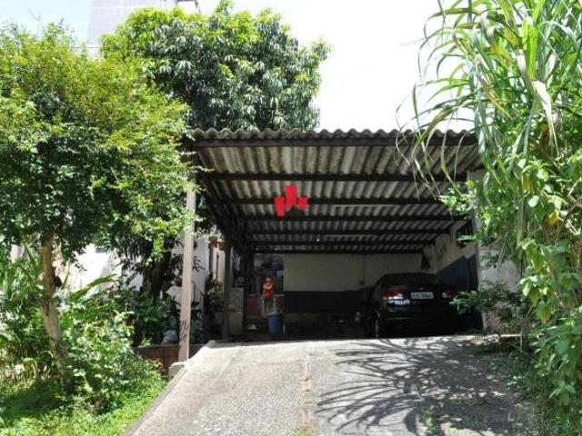 Terreno 300 metros excelente localização na Penha