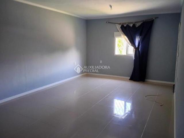 TERRENO 300m² COM 2 CASAS