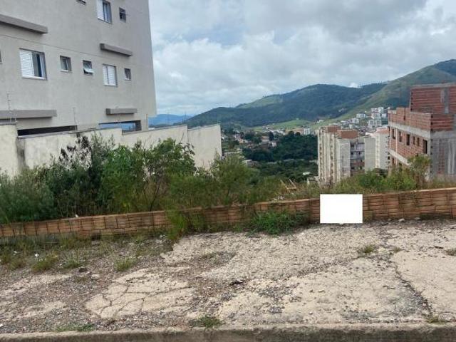 Terreno 300m² Residencial Veredas
