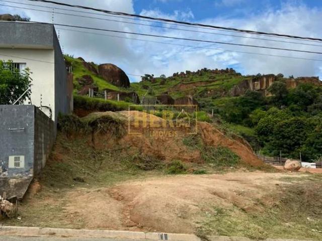 Terreno 301m² com Boa Localização Residencial Botânica