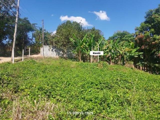 Terreno 3.300m²,topogr.mista, 20m de frente,p/chácara,300m do asfalto,Sta Isabel