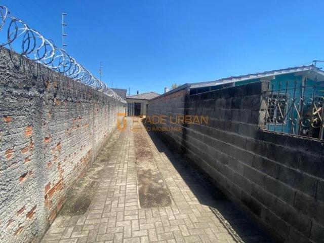 Terreno 442m² com Duas Casas Vargem Grande