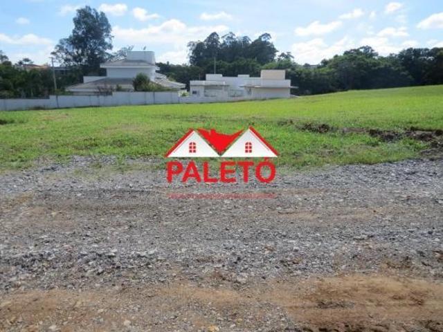 Terreno 450 m² a venda no Condomínio Ninho Verde Eco Residence na cidade de Porangaba