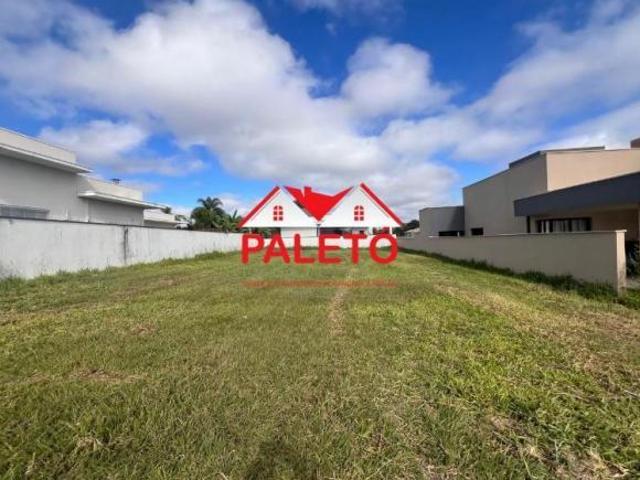 Terreno 450 m² em área nobre a venda no Ninho Vede I Eco Residence na cidade de Porangaba