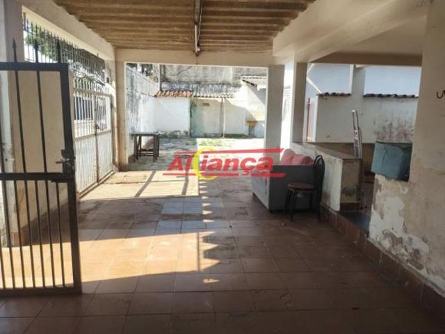 Terreno 450 Metros Quadrados na Vila Barros,com Casas Antigas