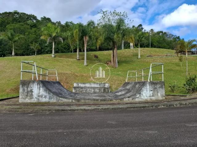 Terreno 450m² em Condomínio Roçado BRN