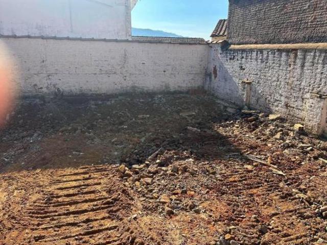 TERRENO 477 MTS ACEITA PERMUTA R$ 450 MIL !