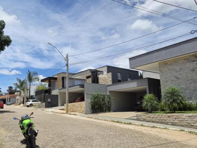 TERRENO 400M CONDOMÍNIO FECHADO LOCALIZAÇÃO PRIVILEGIADA ARNIQUEIRAS