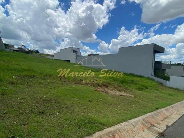TERRENO 415 M² CONDOMINIO FECHADO COM SISTEMA DE CLUBE
