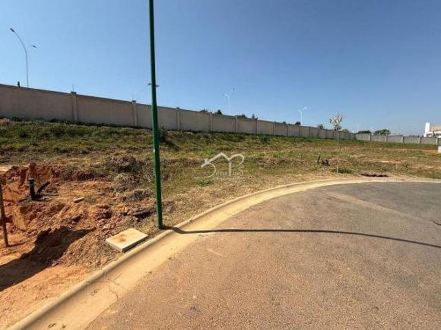 Terreno 565m2 à venda com vista linda no Condomínio Casa do Lago em Indaiatuba