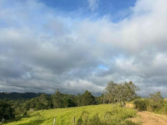 Terreno 500m² em Mairinque: Só 500m do Asfalto!