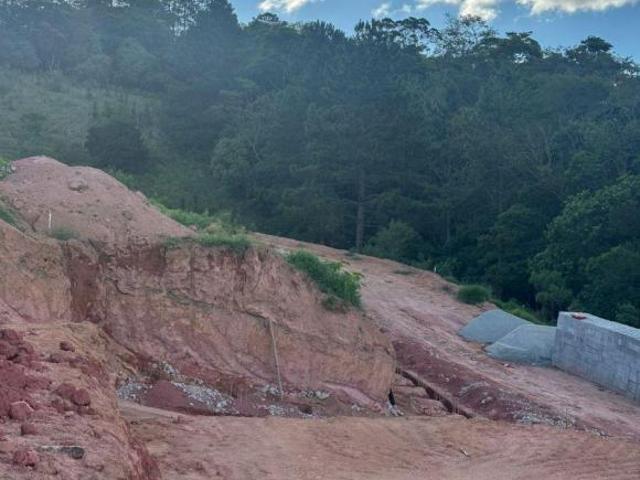 TERRENO 500m² Ibiúna | Condomínio Fechado Documentação ok e pronto para construir