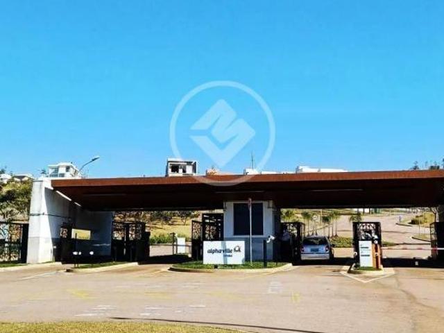 Terreno 510m² à venda no Alphaville Jundiaí I | Leve aclive | Privacidade