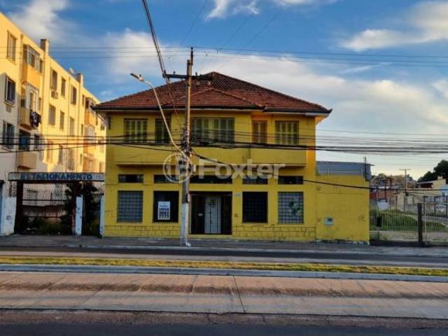 Terreno, 5 dormitórios, 813 m², em Partenon