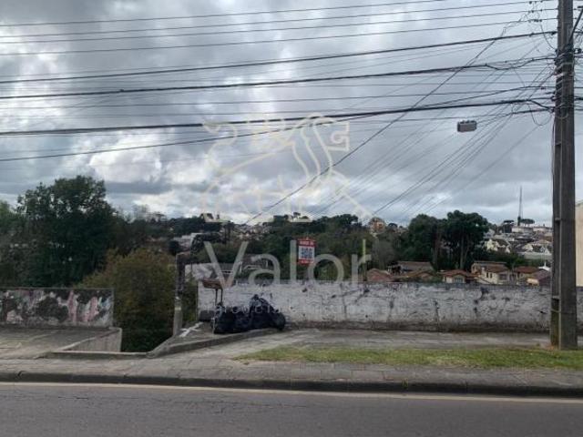 Terreno 651,21 m² nas Mercês  Localização Nobre de Curitiba