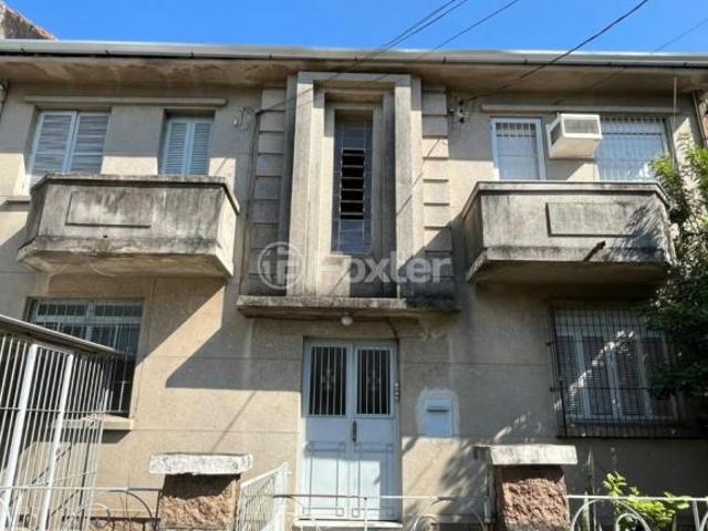 Terreno, 660 m², em Azenha