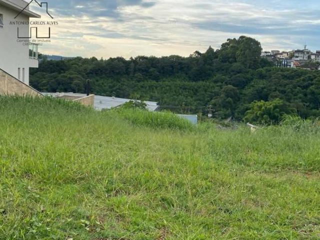 TERRENO 600 M² CONDOMÍNIO COLINA DE SÃO FRANCISCO!