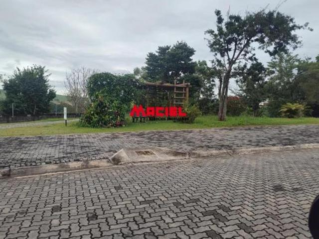 Terreno 608m2 EcoParkBourbon 20km de SJCampos antes do Pedágio 7km do Centro Caçapava