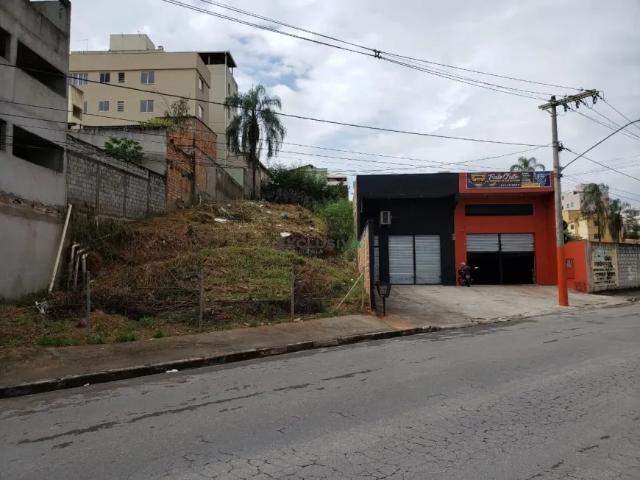 Terreno 630m² Bairro Europa