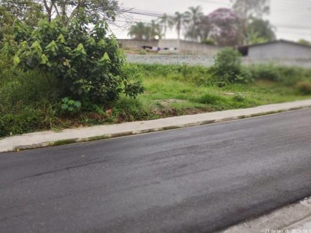 Terreno 740m2 na Rua Alemanha em Guararema