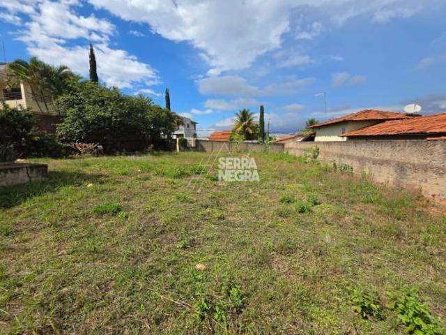 TERRENO 800M² LOCALIZAÇÃO PRIVILEGIADA CONDOMÍNIO RUA 4C VICENTE PIRES