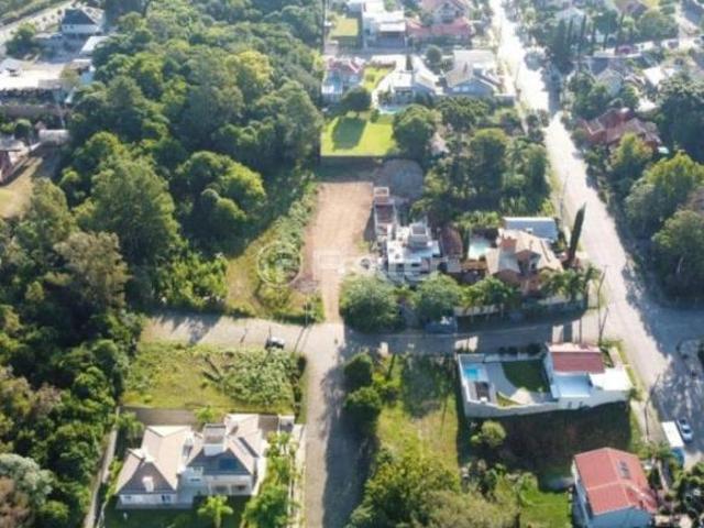 Terreno, 960 m², em Santo Antão