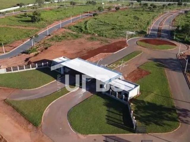 TERRENO 989MT SENADOR CANEDO COND VILA ROMANA