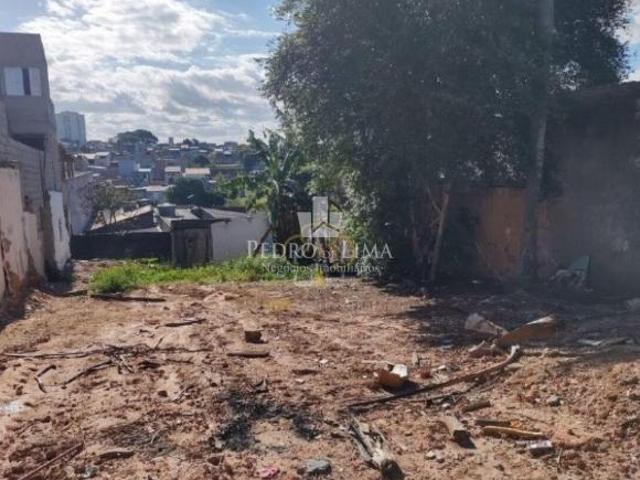 Terrenocom 370 m², sendo 10 x 37 no Bairro Limoeiro Vila Jacui