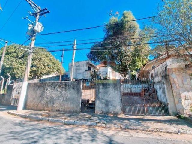 Terreno/área 30 x 40m sendo 1028 m² com 2 frentes no Horto Florestal