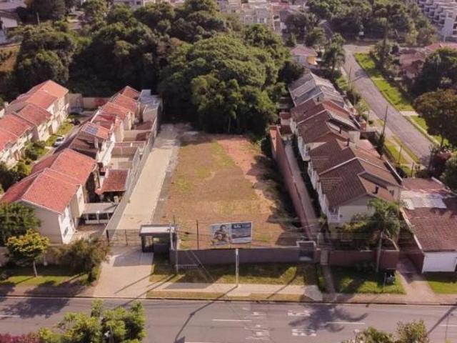 Terreno/Área no Mercês de 198,04 m² 94715.001 KD