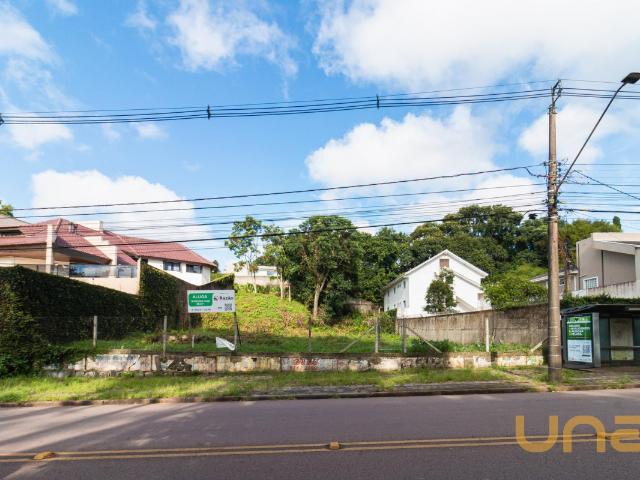 Terreno/Área no São Lourenço de 984 m²