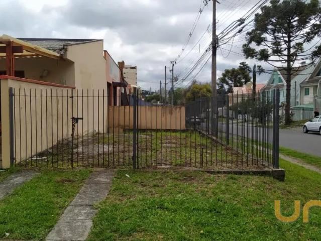Terreno/Área no Santa Cândida de 30 m²