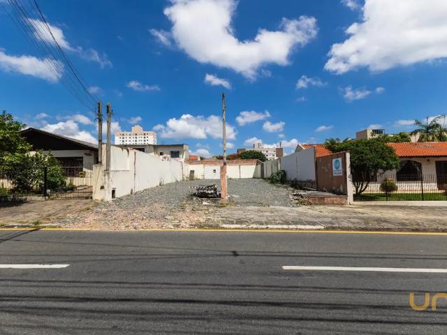 Terreno/Área no Silveira Da Motta de 397 m²