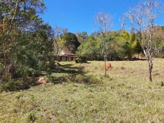 TERRENO/ÁREA PLANO 21.406 M² NO ASFALTO ÁGUA COMPRIDA!