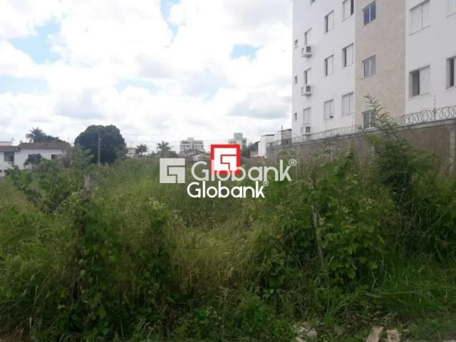 Terreno/Lote em Montes Claros, no bairro Augusta Mota, à venda