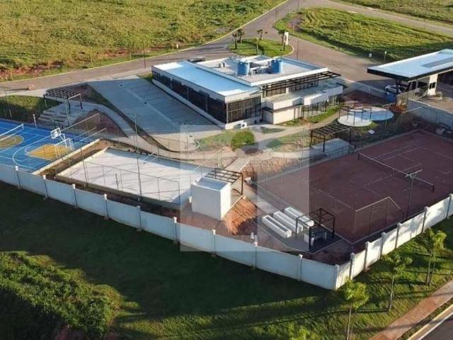 Terrenos Ville Sainte Anne à venda, 450 m² Pronto para construir Loteamento Residencial Alto Padrã