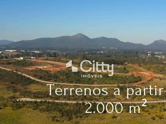 Terrenos a partir de 2.000 m² em um condomínio com vistas para a Serra do Mar e a Represa do Iraí, c