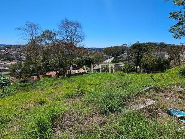 Terrenos à venda com 300m² no bairro Jd. Maristela