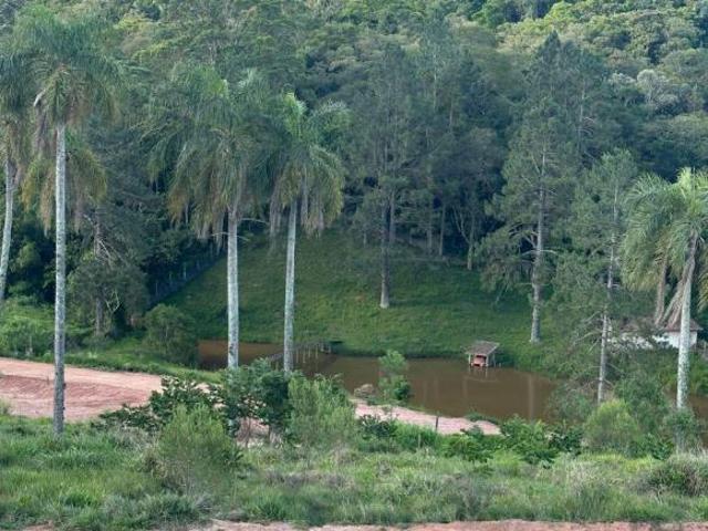 Terrenos de 1630m² em Ibiúna | Condomínio Fechado a 1h de SP