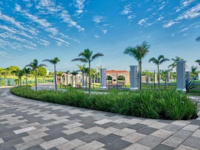 Terrenos disponíveis à venda no Condomínio Village Iguassu Golf Residence em Foz do Iguaçu