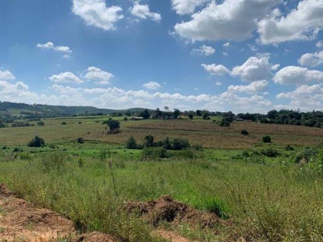 Terrenos em Araçoiaba da Serra 500m² em Localização Privilegiada