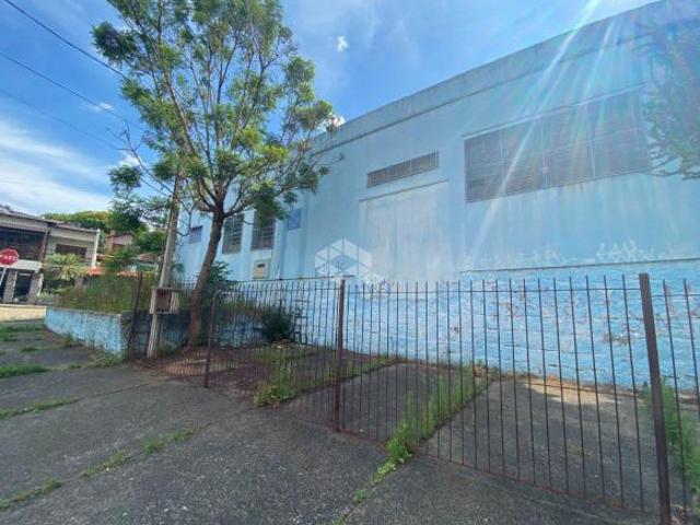 Terreno/Pavilhão de esquina no Bairro Medianeira, próximo antigo estágio Olímpico, Porto Alegre