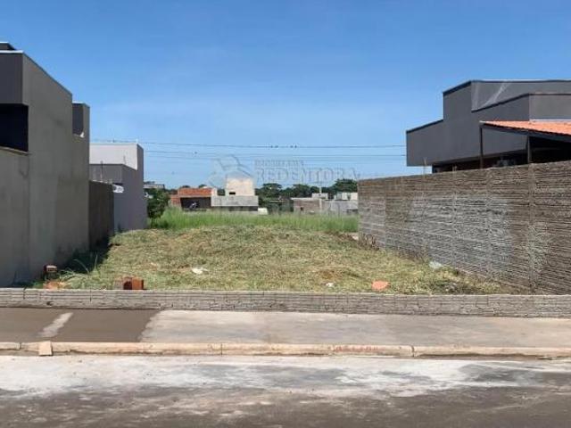 Terreno/Padrão Residencial No bairro Residencial Setsul II