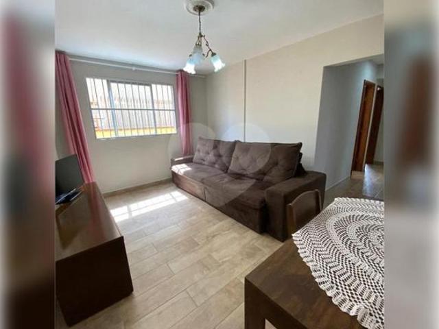 TÉRREO COM 3 QUARTOS NO PORTÃO | 68 m² | VAGA COBERTA | PERFIL CASA