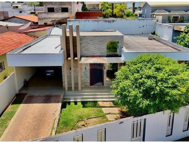 Térrea 4 suites projeto moderno area gourmet 280m²